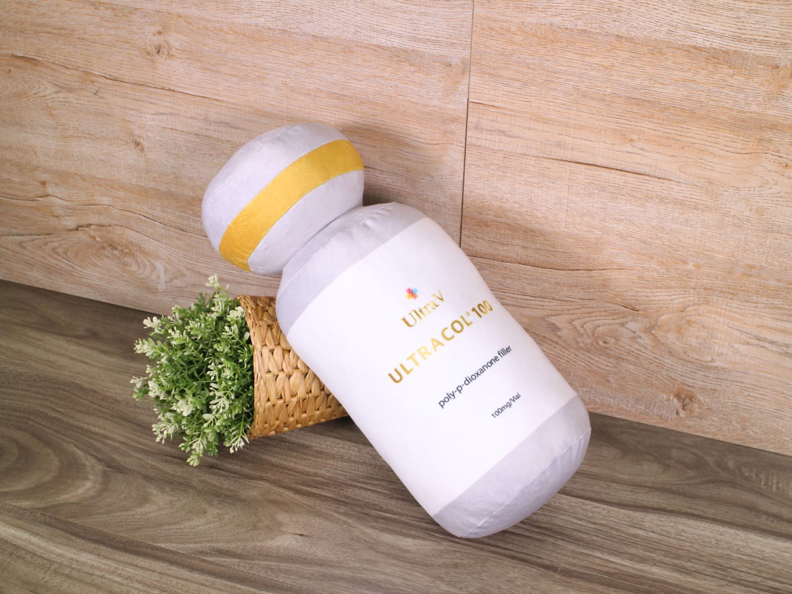 หมอนไดคัทขึ้นรูปทรงขวด - โรงงานผลิตหมอน ถุงผ้า กระเป๋าผ้า | GPM PLUS Co.,Ltd.