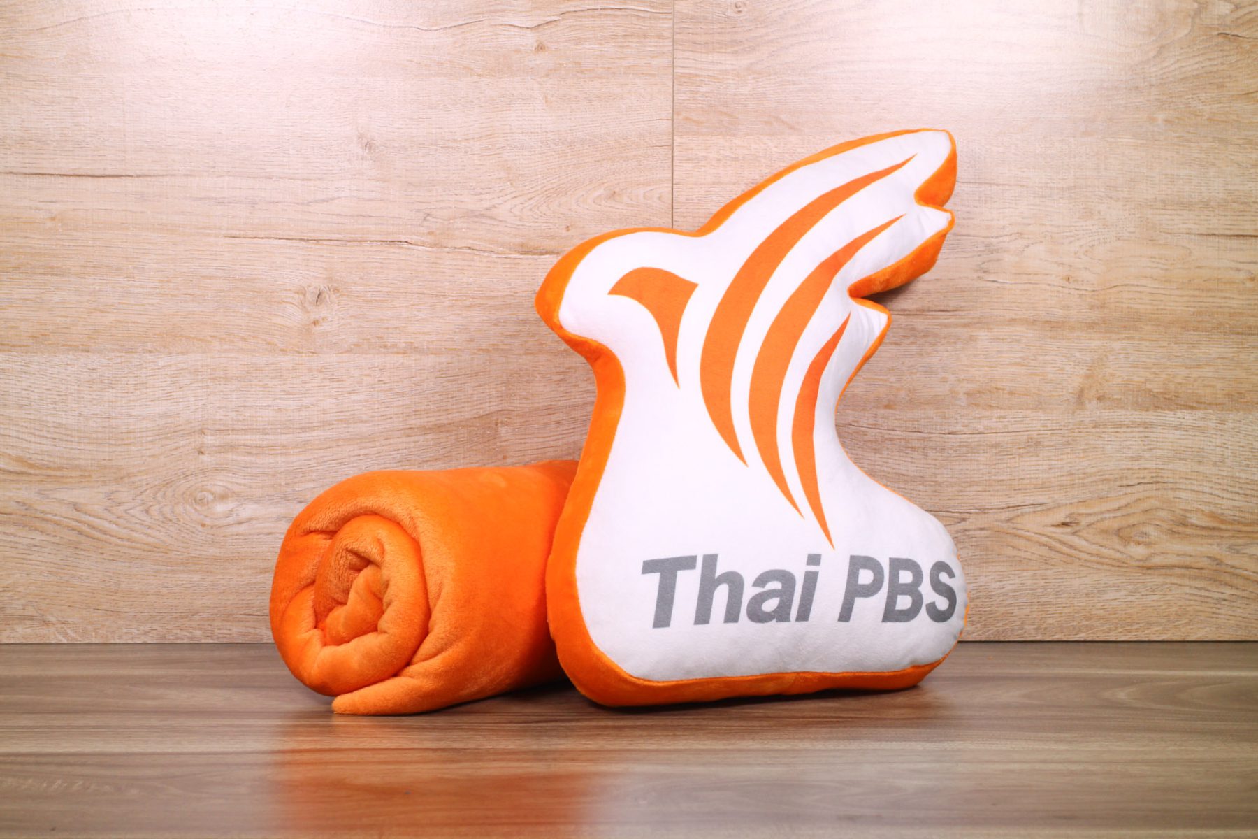 หมอนผ้าห่มไดคัท แบบถอดแยก - โรงงานผลิตหมอน ถุงผ้า กระเป๋าผ้า | GPM PLUS Co.,Ltd.